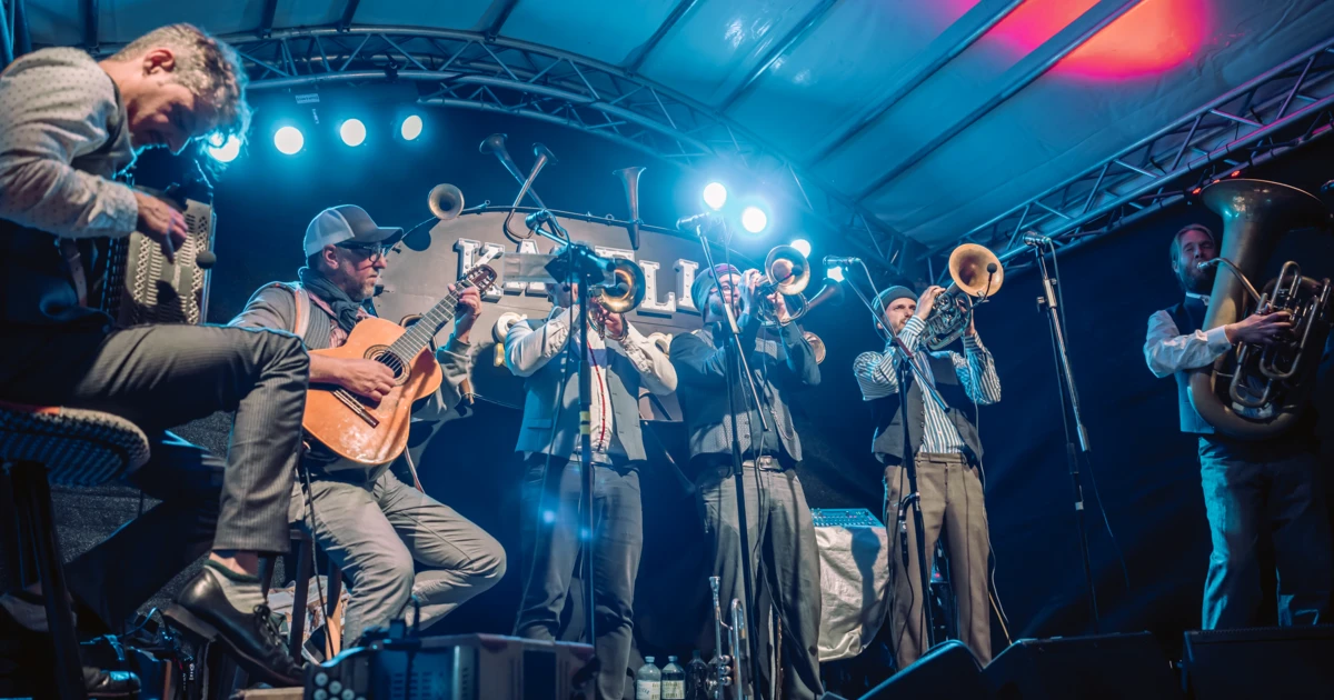 Kapelle so&so » Biografie, Fotos, Konzerte